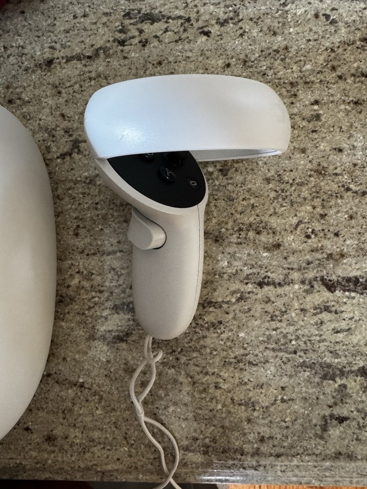 Oculus Quest 2 + Anker Charging Dock VR Headset 128GB White Facebook ...