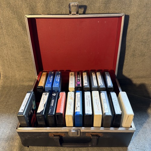 20 Vtg 8-Track Tapes W/ Case Z.Z. Tops, Bad Company, Redd Foxx, Jimmy ...