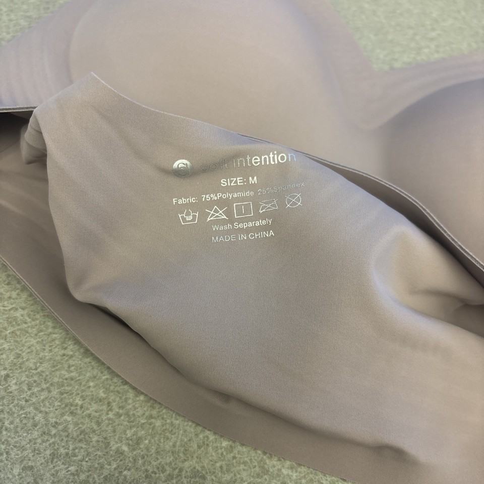 Soft Intention Jelly Wireless Full Coverage T-Shirt Bra. Medium. Dark ...