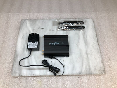 Cradlepoint LTE Ruggedized Router IBR650C-150M-D S5A907A Bundle w/ AC ...