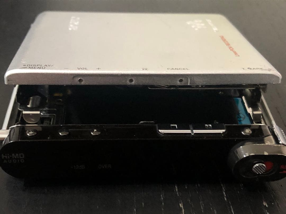 Junk Sony MZ-RH1 S Hi-MD Walkman MiniDisc/MP3 Digital Music Player Used ...