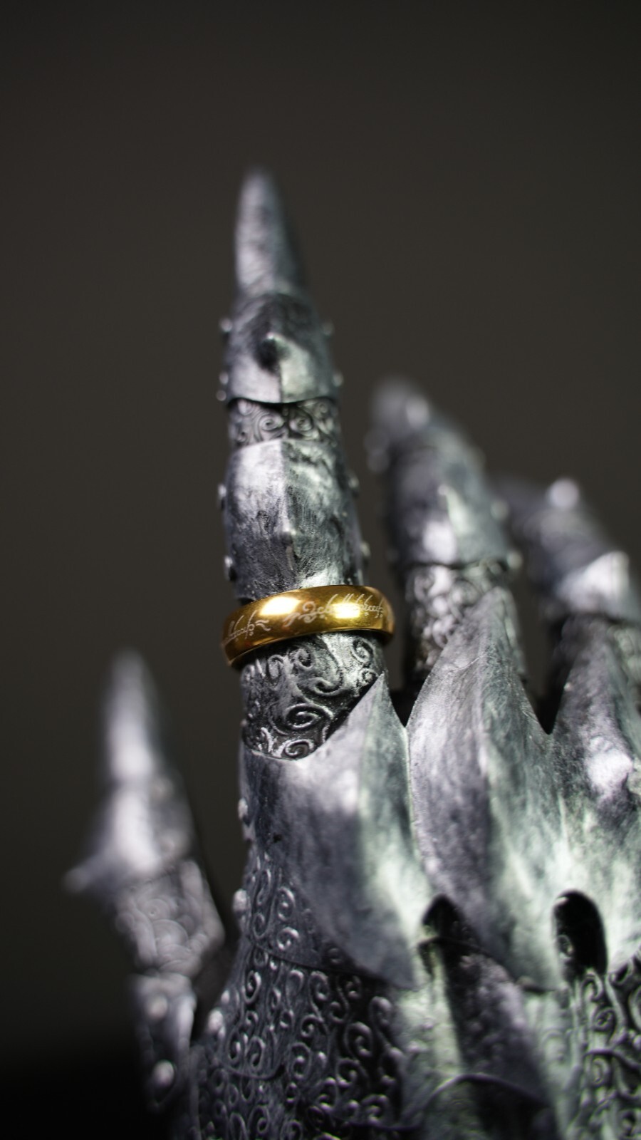 Hand of dark lord Sauron, With Real Metal Ring, 3d printed Sauron glove ...
