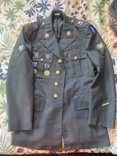 VTG US Army Dress Green Uniform Coat Patches, Ribbons, NSN 8405-01-105 ...