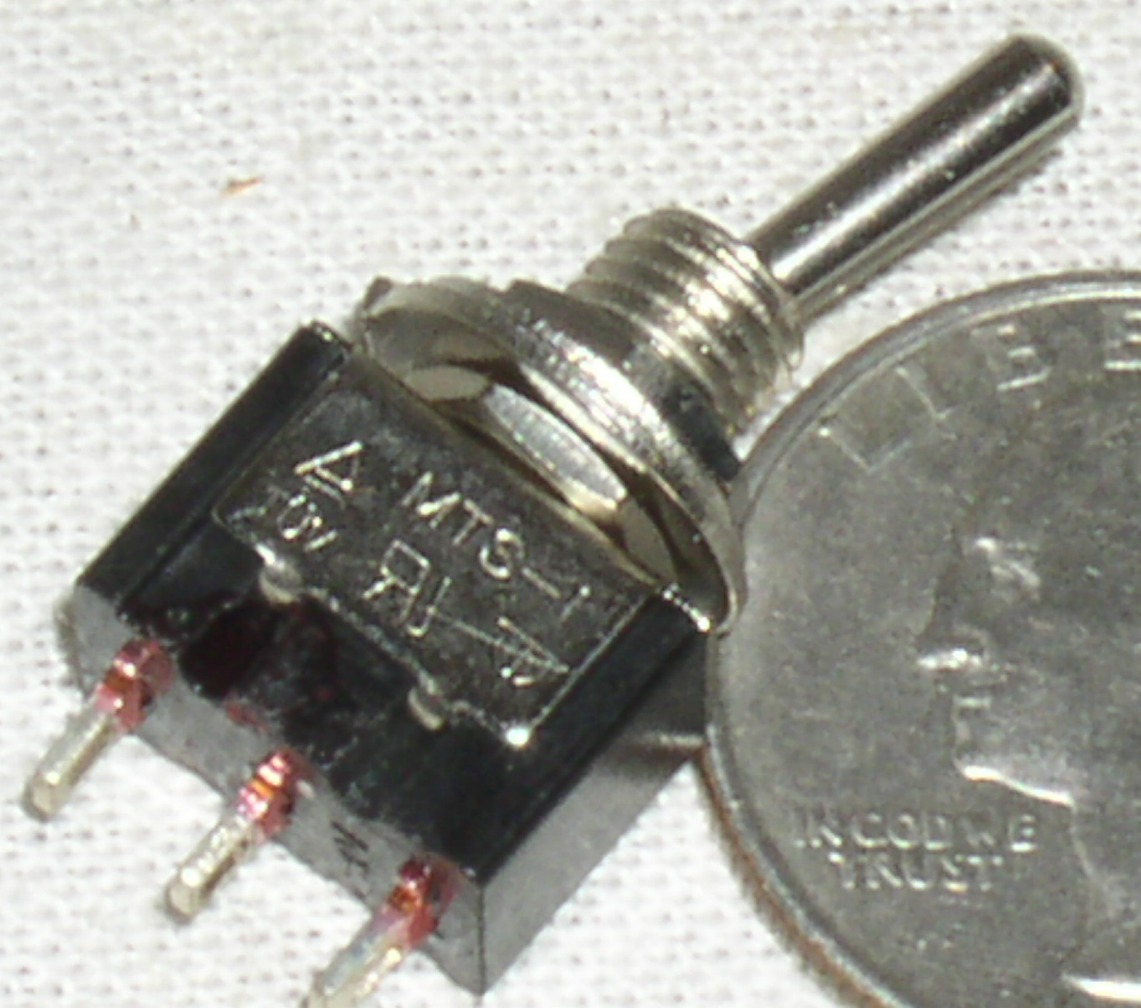 2 BRAND NEW MINI TOGGLE SPDT ON-OFF-ON SWITCH 125 VAC 6A 6 A AMP AMPS ...