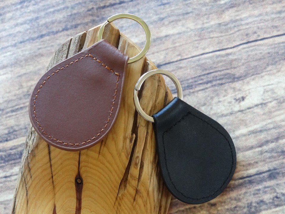 RARE VINTAGE 1970s Plymouth Road Runner BEEP BEEP Leather Key Chain ...