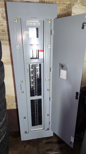 400 AMP Main Breaker Panelboard 277 480 V 3 PHASE 72 Circuit COMPLETE ...