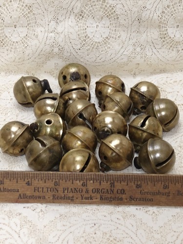 18 Antique Brass Sleigh Bells | eBay