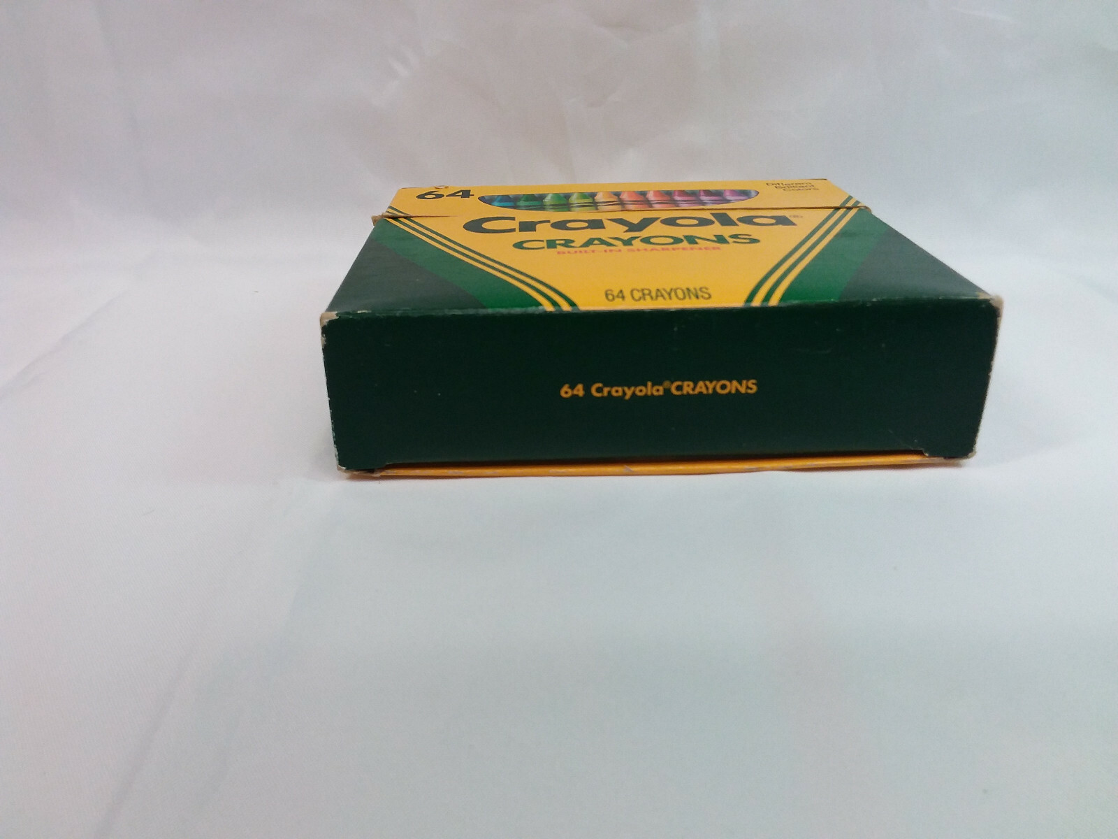 1990 64 Crayola Crayons with built in sharpener | eBay