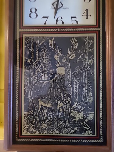 Vintage Hanover Wooden Wall Clock Deer - Read | eBay