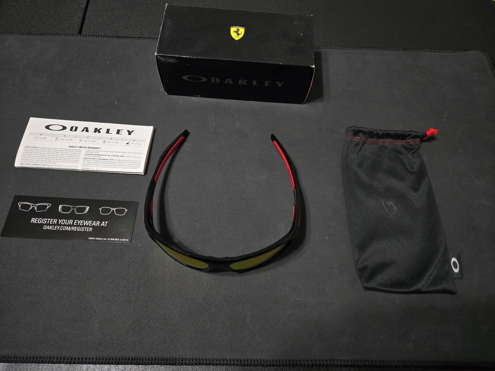 Rare Oakley Scuderia Ferrari Turbine Polished Black /… - Gem