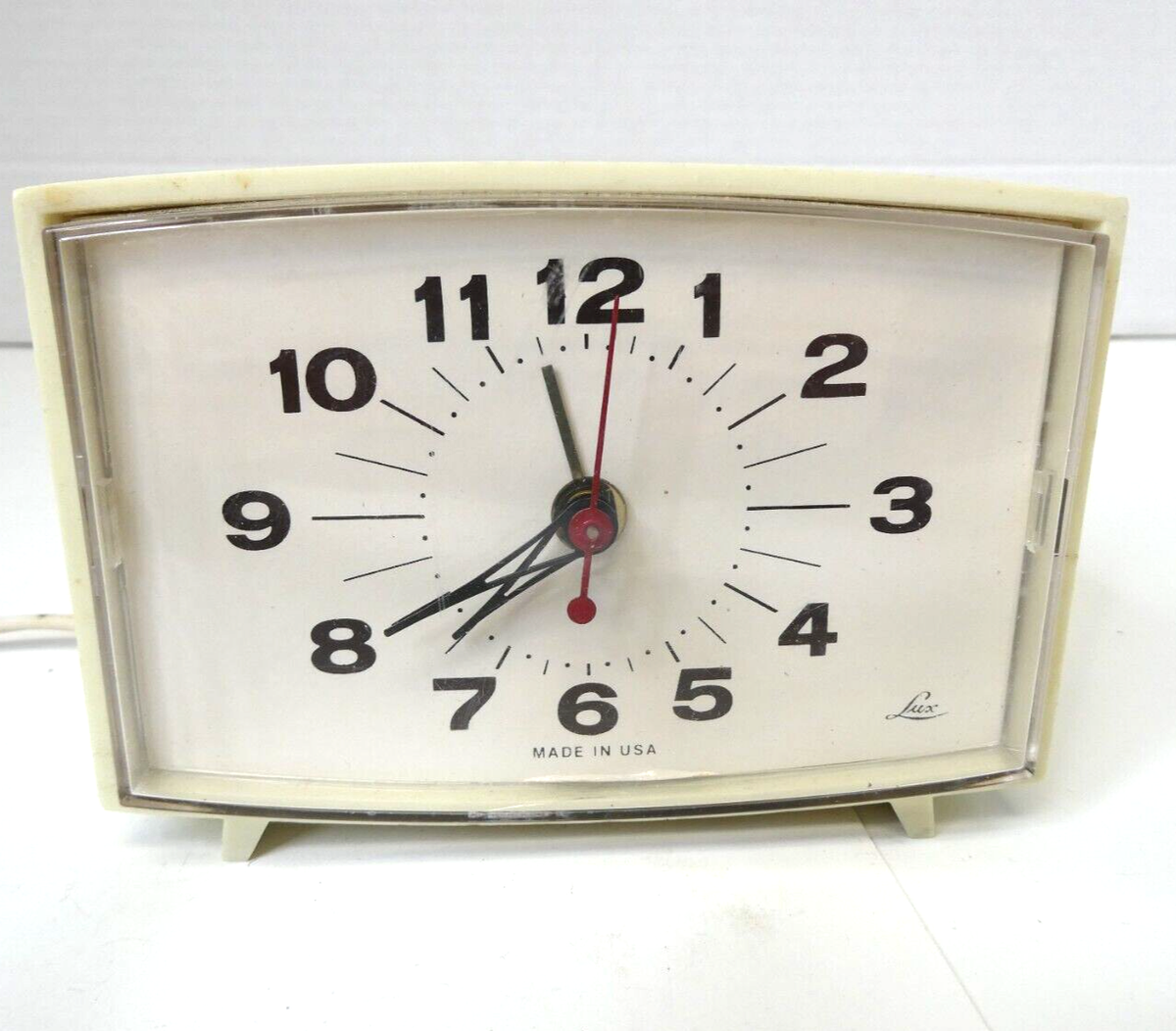 Stylish Alarm Clock Retro Beige Sweeping Alarm Clock 9cm
