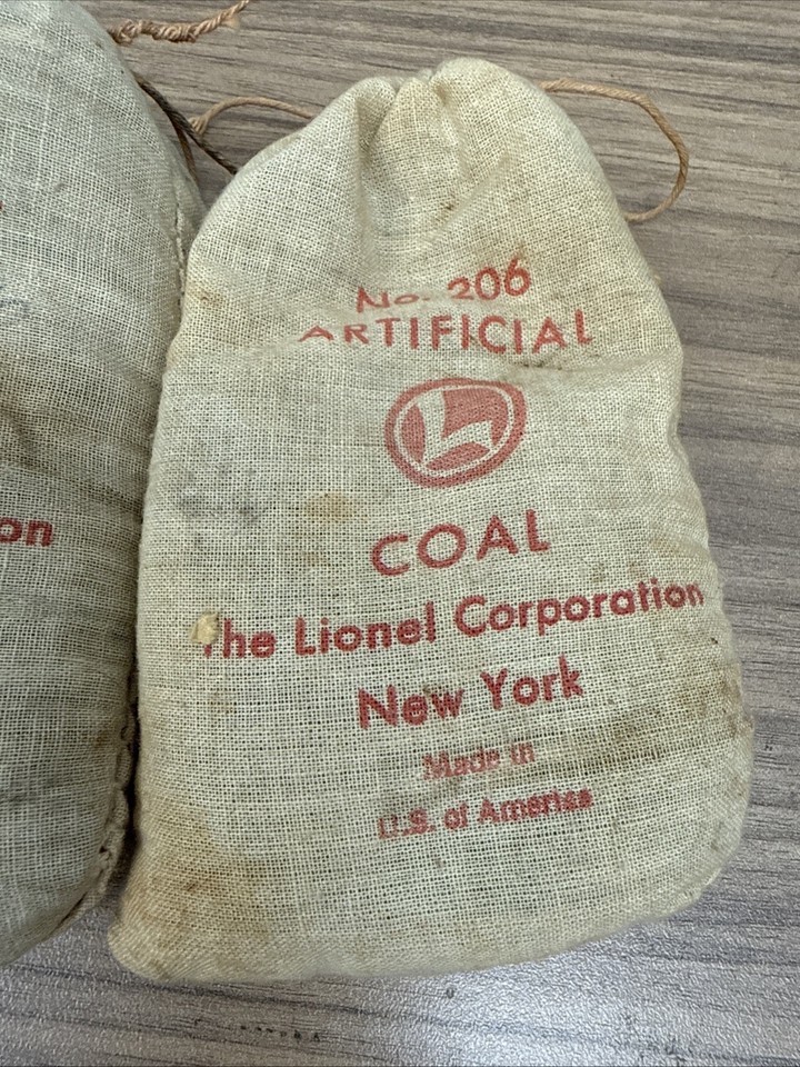 Vintage Lionel 206 Artifical Coal Bags set of 2 (1.5) original O scale ...