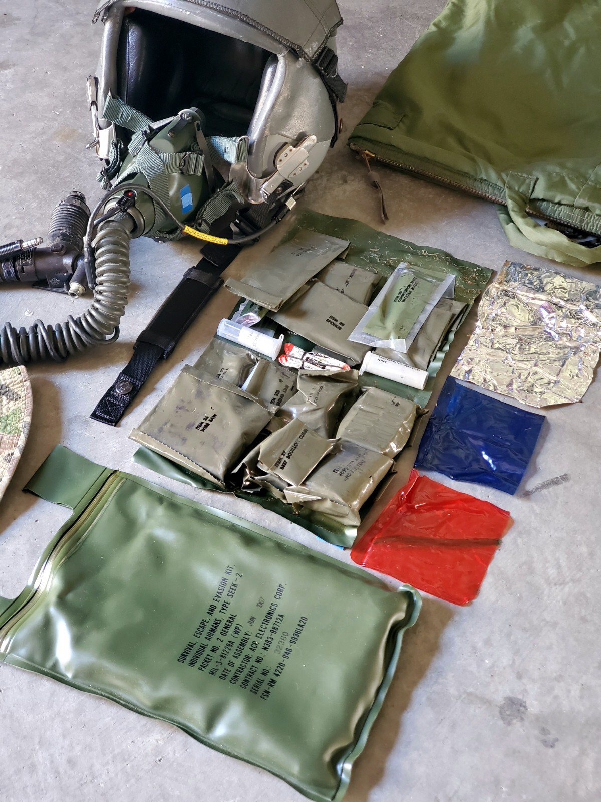 100% Complete SEEK-2 General Survival Escape Evasion Kit, Flight, Pilot ...