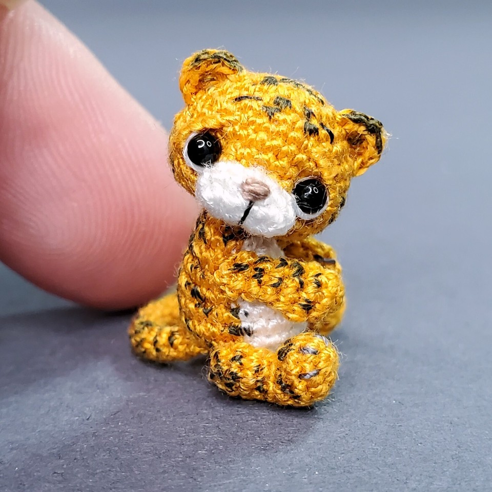 Custom extremely micro Tiger. Doll pet. Dollhouse miniature ...
