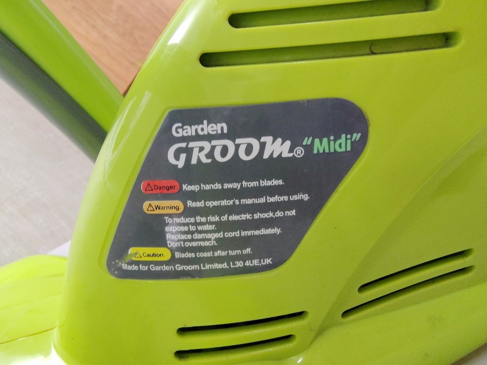 GARDEN GROOM MIDI GG11 Electric Hedge Bush Shaper Groomer Trimmer ...