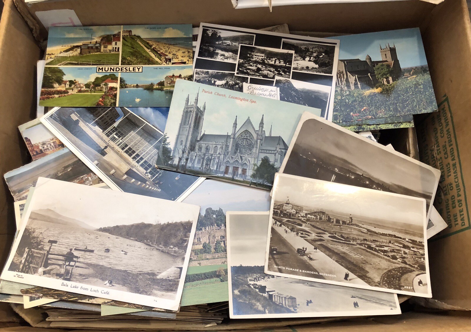 PACK OF 20 VINTAGE POSTCARDS-UK&FOREIGN,TOP/NTOP, B&W/COLOUR-MIXED ERAS ...