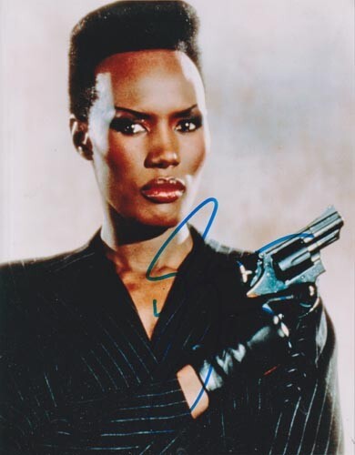GRACEJONES 007 JAMES BOND AUTHENTIC AUTOGRAPH AS MAYDAY IN VIEW TO A ...