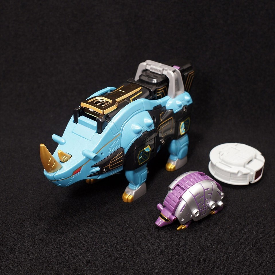 Bandai Power Rangers Gao Ranger Wild Force DX GAO RHINO & ARMADILLO ...