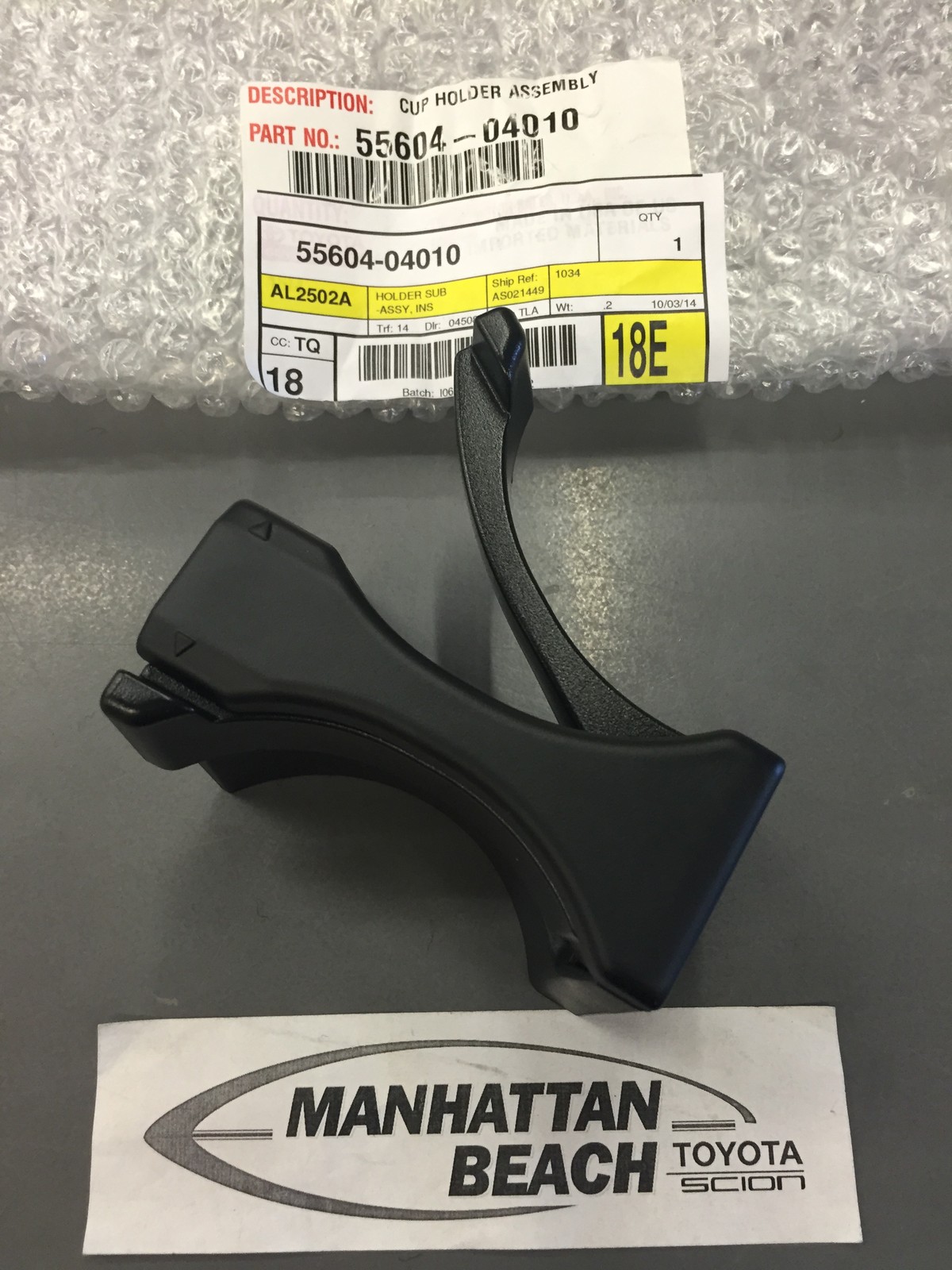 05-09 TOYOTA TACOMA 08-20 SEQUOIA GENUINE TOYOTA OEM CUP HOLDER 55604 ...