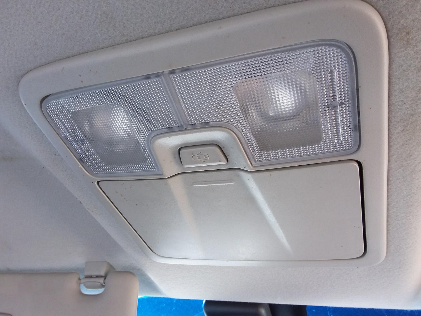 HOLDEN COLORADO COURTESY LIGHT FRONT, MAP LIGHTS, W/ SUNGLASS HOLDER ...