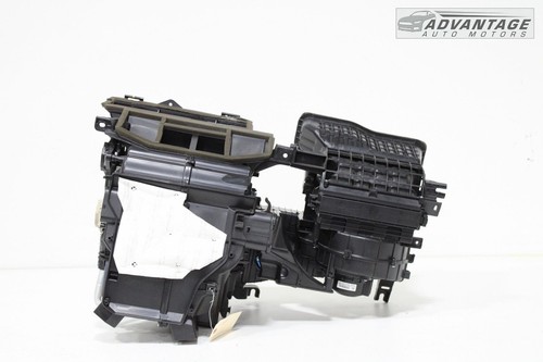 2010-2021 HYUNDAI TUCSON HVAC AC CLIMATE HEATER CORE BLOWER HOUSING BOX ...