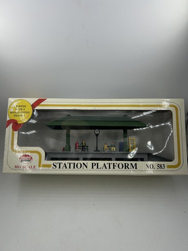 Model Power Train Station Platform HO Scale Lighted W/ 4 Painted ...
