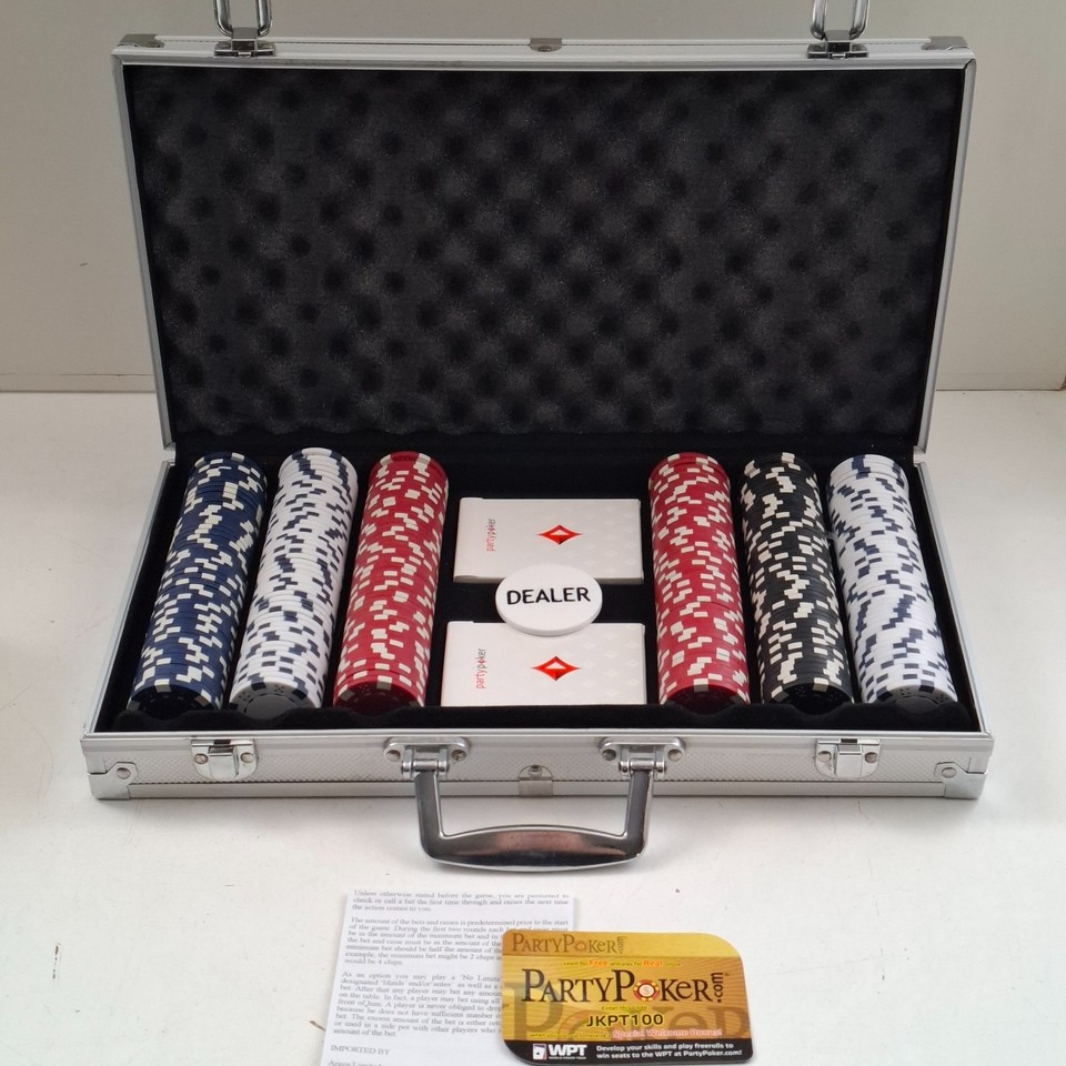 Party Poker Texas Hold'em Set - 300 Chips, Metal Case, 2 Packs Cards ...
