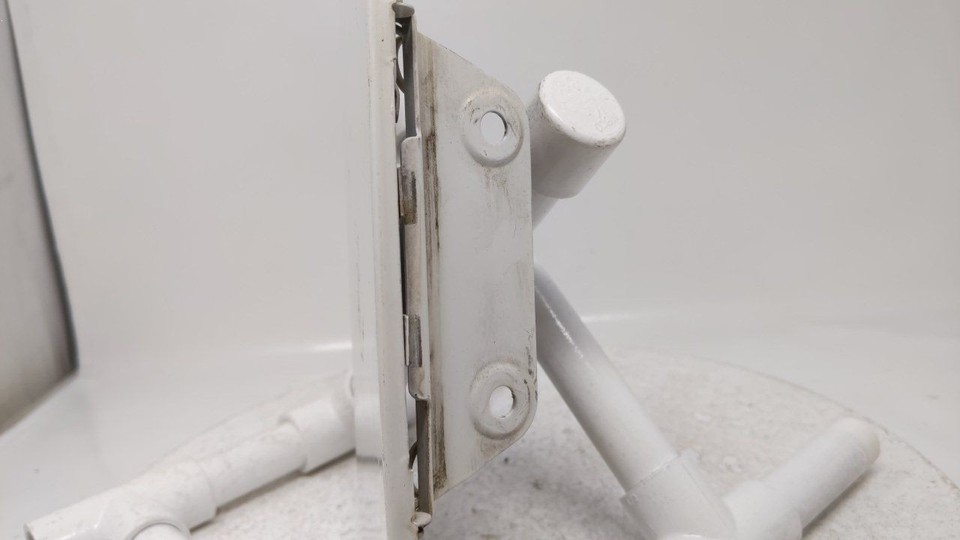 02 03 04 05 06 07 08 Dodge Ram 2500 Fuel Tank Door Lid Gas Tank 21D432 ...