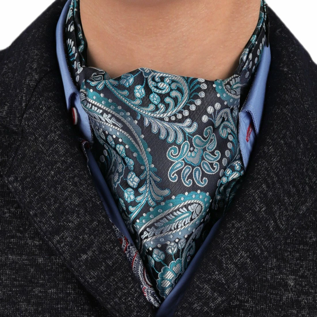Classic Cravat