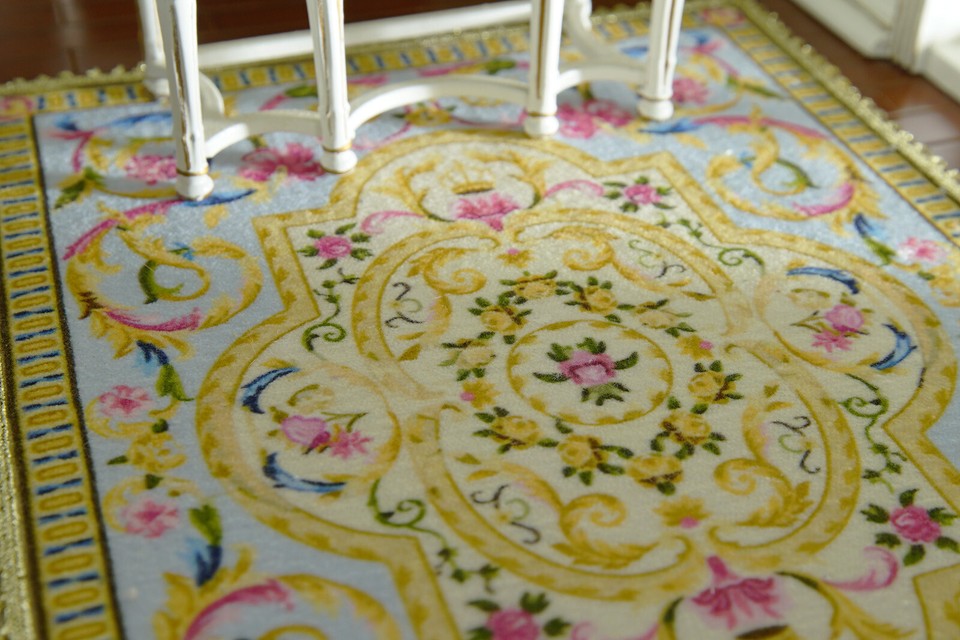 1/12 Fine French Swirls Roses Garland Royal Gold Beige Dollhouse Rug | eBay