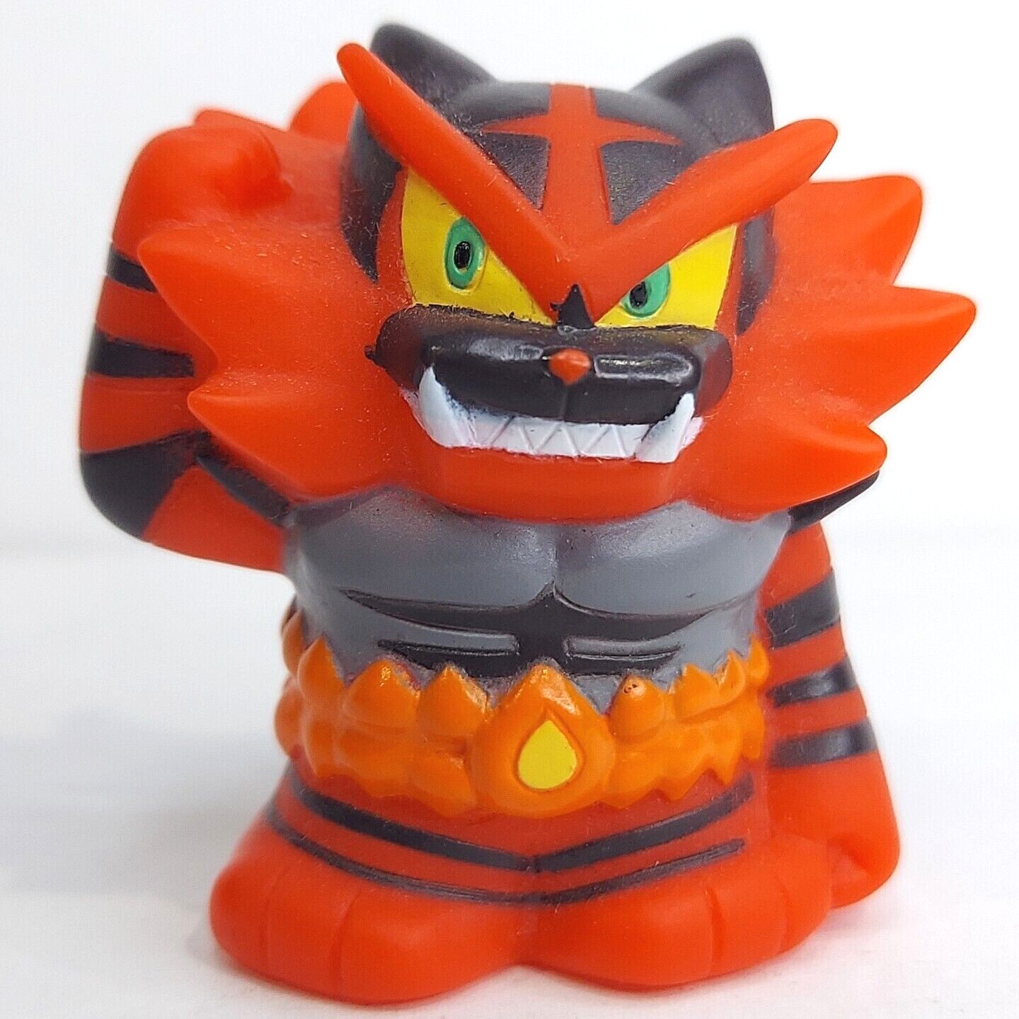B Pokemon 1.5" Incineroar Figure Finger Puppet Catch Them All Nintendo ...