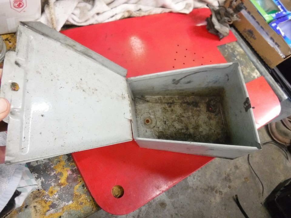 1980 Skidoo 7500 Blizzard snowmobile parts: STEEL TOOL BOX | eBay