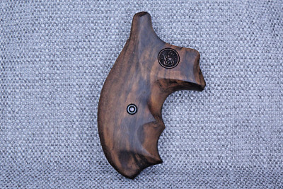 Custom walnut grips fits Smith Wesson S&W J Frame Round Butt LOGO- OIL ...