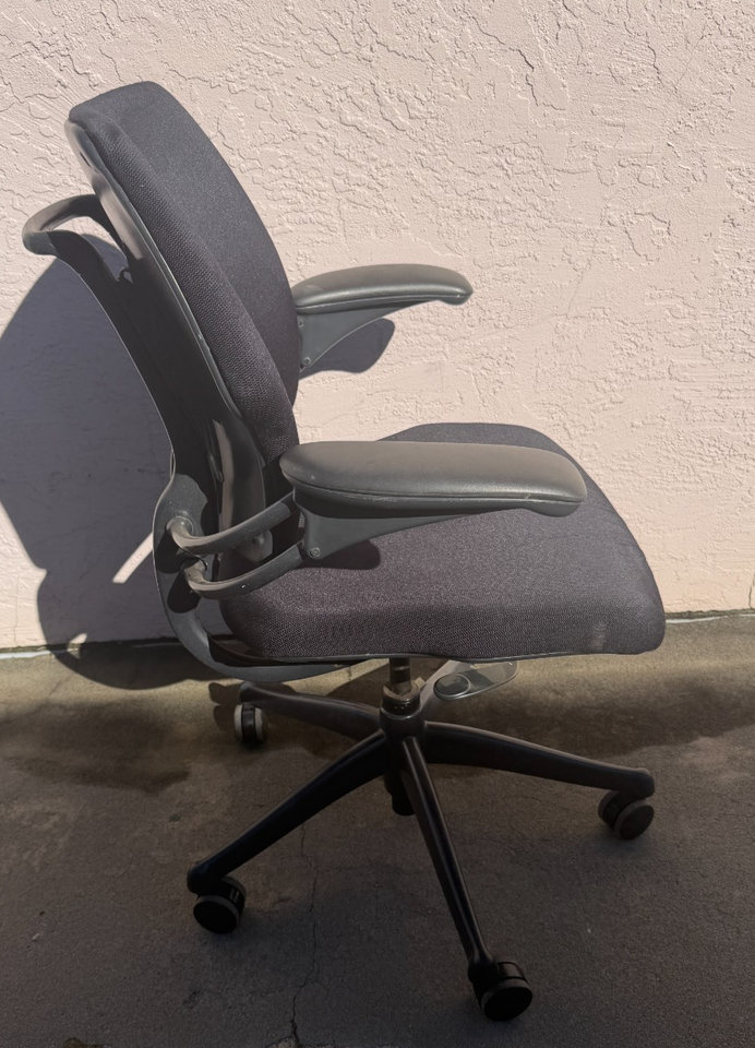 Freedom Chair by Humanscale in Fabric w/Lumbar Support, Adjustable ...