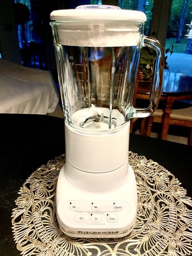 KitchenAid KSB3WH4 Ultra Power Blender 40oz. Glass Pitcher - Excellent ...