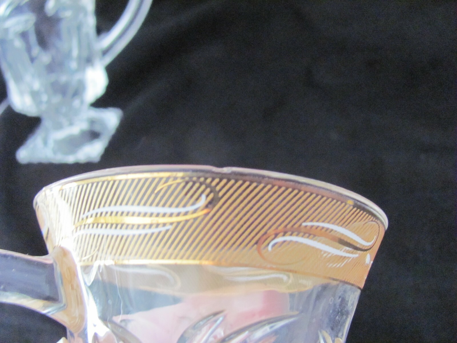 Alpine Cuisine Tea Mug Set with Gold Filigree and Cut Floral Design ...