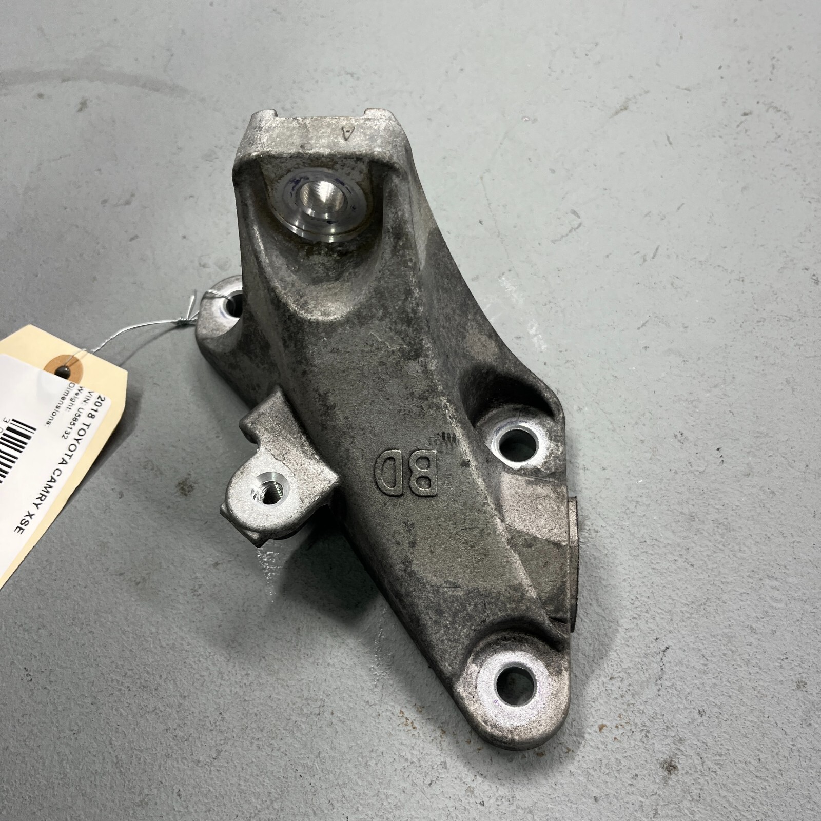Front Left Driver Side Engine Mount Support Bracket OEM 18-23 Toyota ...