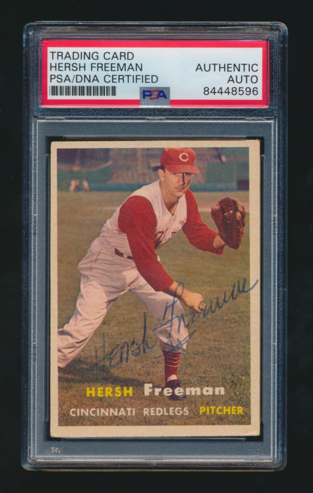 1957 Topps -#32 HERSH FREEMAN (Cincinnati Reds) *AUTOGRAPHED* d.2004 ...