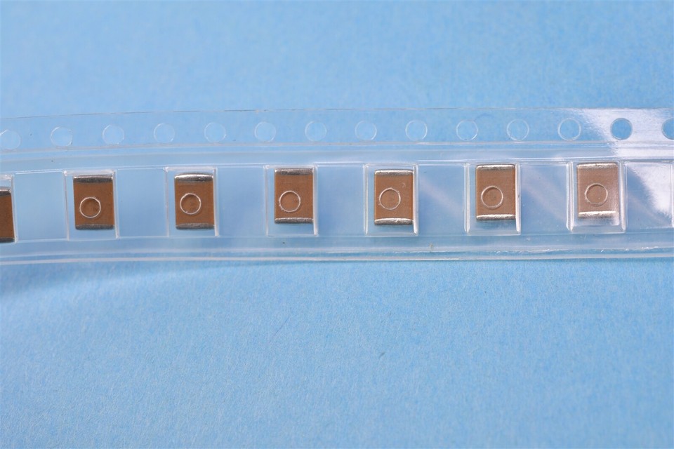 900 AVX Multilayer Ceramic Capacitors MLCC 0.1 uF 50 VDC High ...