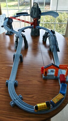 Thomas Trackmaster Blue Mountain Quarry Risky Rails Set Victor and 2 ...