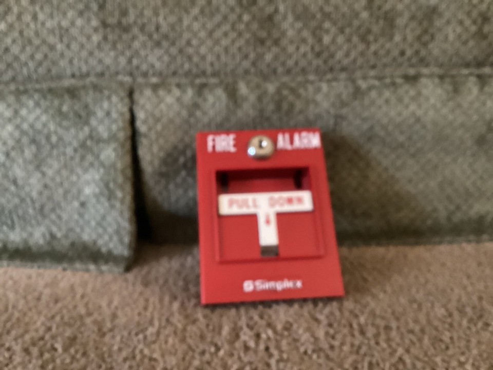 Simplex 4099-9015 Adressable Manual Pull Fire Alarm Station With Key | eBay