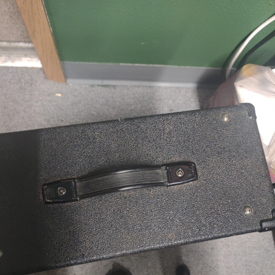 Vintage Roland Spirit Bass 30 Watt guitar Amplifier with Force 12-in ...