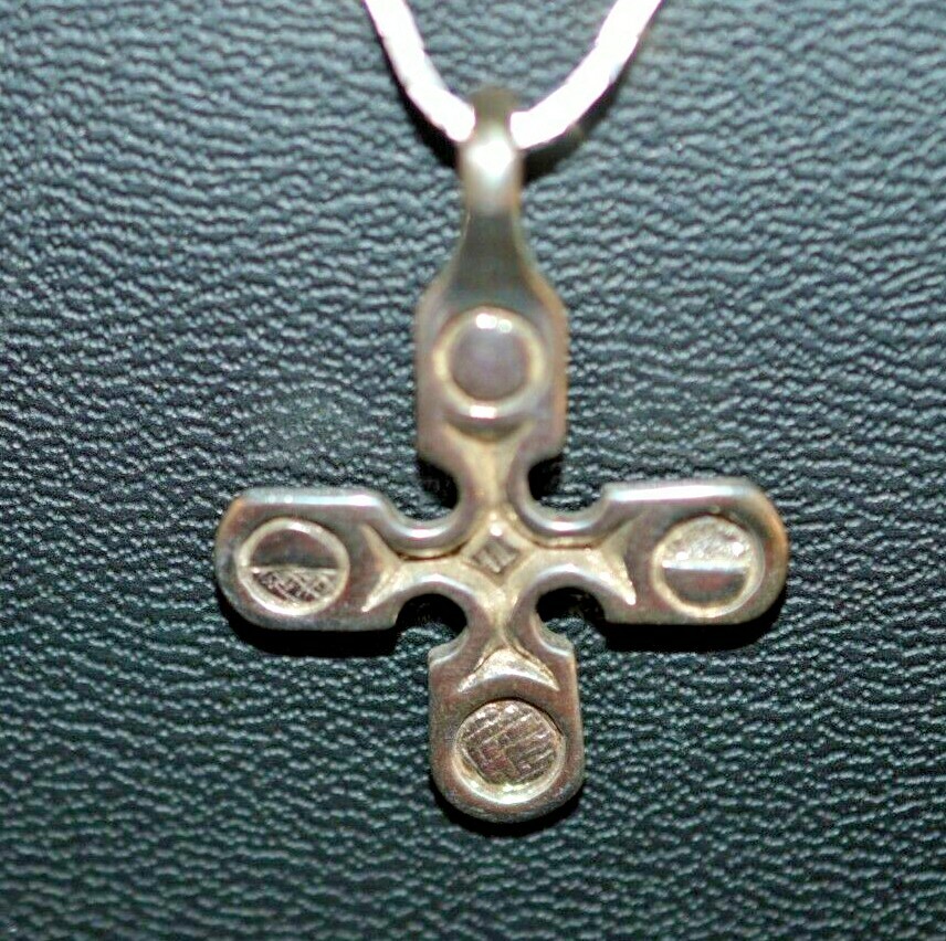 K 925 STERLING SILVER FOUR POINT CROSS PENDANT NECKLACE 18 INCH | eBay