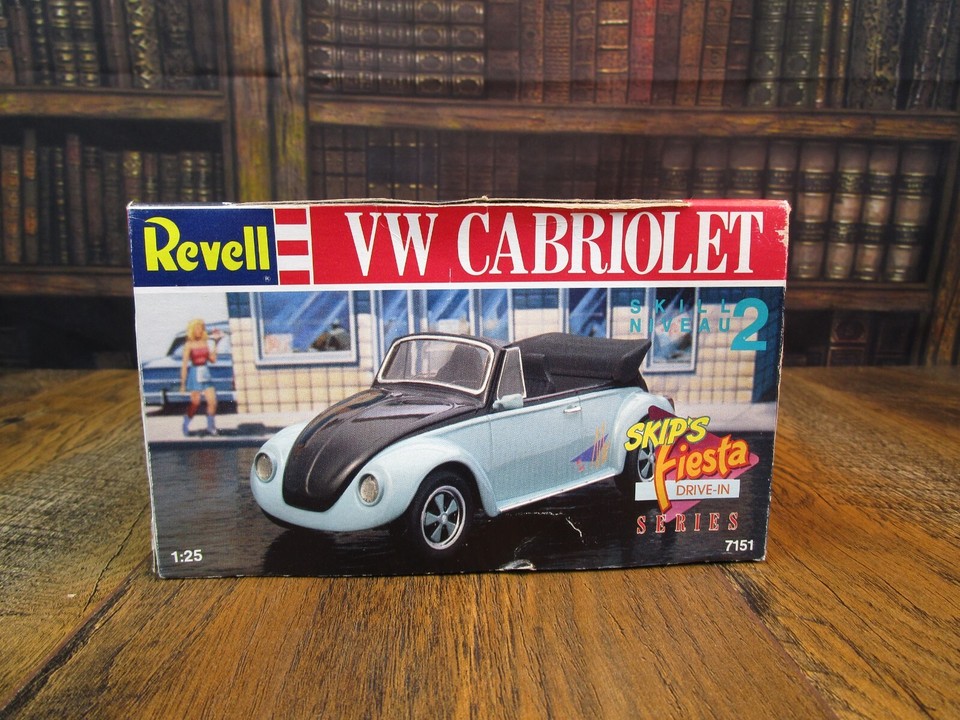 Custom Built REVELL VW VOLKSWAGEN CABRIOLET BEETLE BUG KIT 1/25 Scale ...