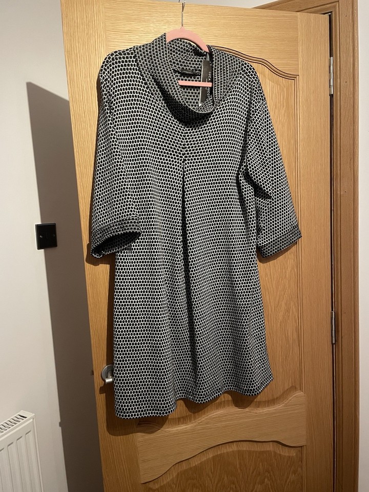 Woman Luca Vanucci Dress x/L Black | eBay UK