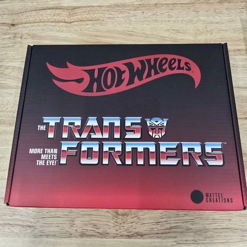 Hot Wheels Collectors RLC Exclusive Optimus Prime Transformers IN HAND ...