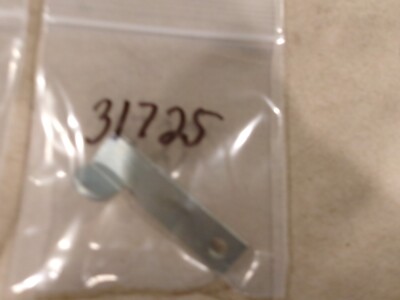 OEM BRIGGS & STRATTON SNAPPER 31725 LATCH | eBay