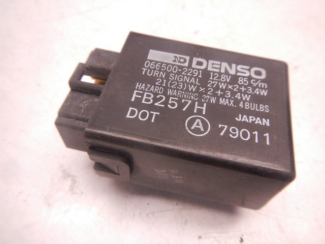 Relay Turn Signal Flasher DENSO Fb257h Yamaha Xvs650 V-star 650 Classic ...