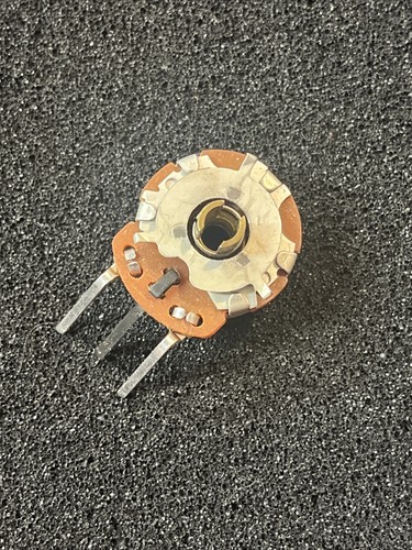 P25L ~ Mallory ~ 200K Ohm Potentiometer ~ #4 Taper ~ Rear Body Only ...