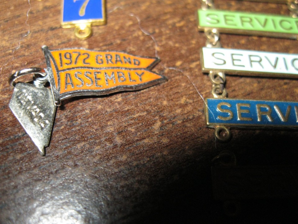 Masonic ORDER OF RAINBOW Service Award Pins & perfect Attendance pins ...